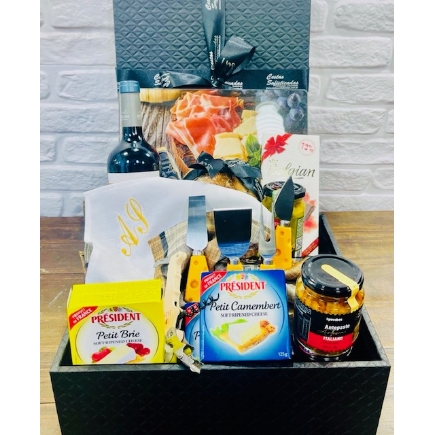 Cesta Queijos e Vinhos Nobre. Cestas Sofisticadas